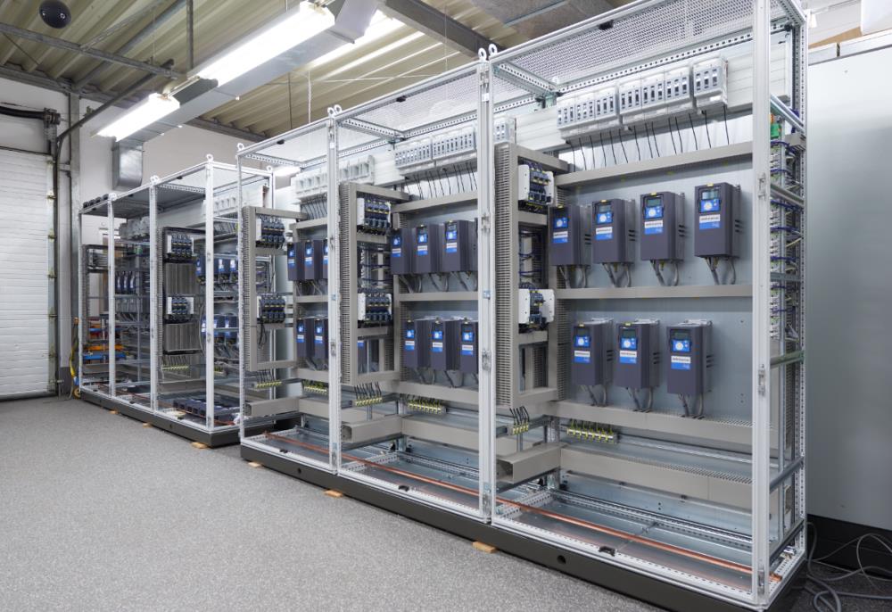 Rittal amplía su gama con nuevos productos RiLine Compact ...