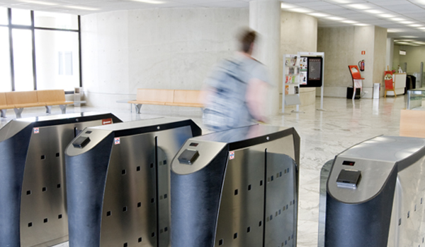 Control de accesos de DORLET ¿Qué es y para qué sirve? | Construnario.com